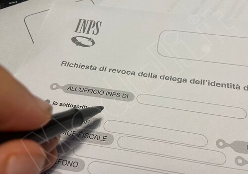Revoca delega INPS: PDF editabile AA12